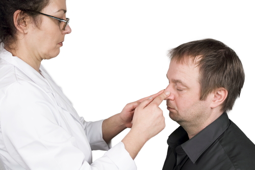 Nádory nosa a prínosových dutín: Krváca vám iba jedna nosová dierka?