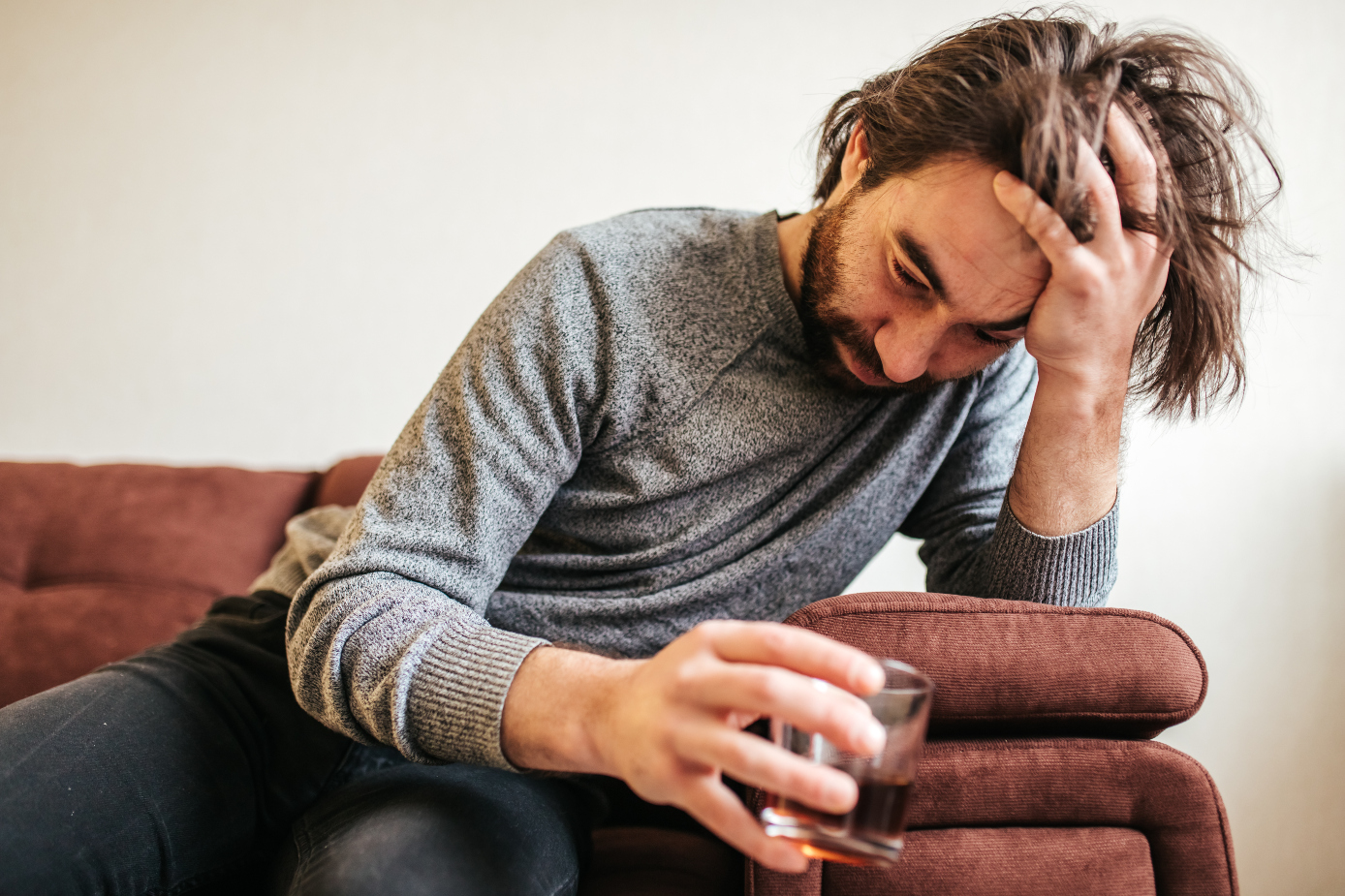 Otrava alkoholom: Koľko promile je už priveľa? Kedy hrozí otrava krvi?